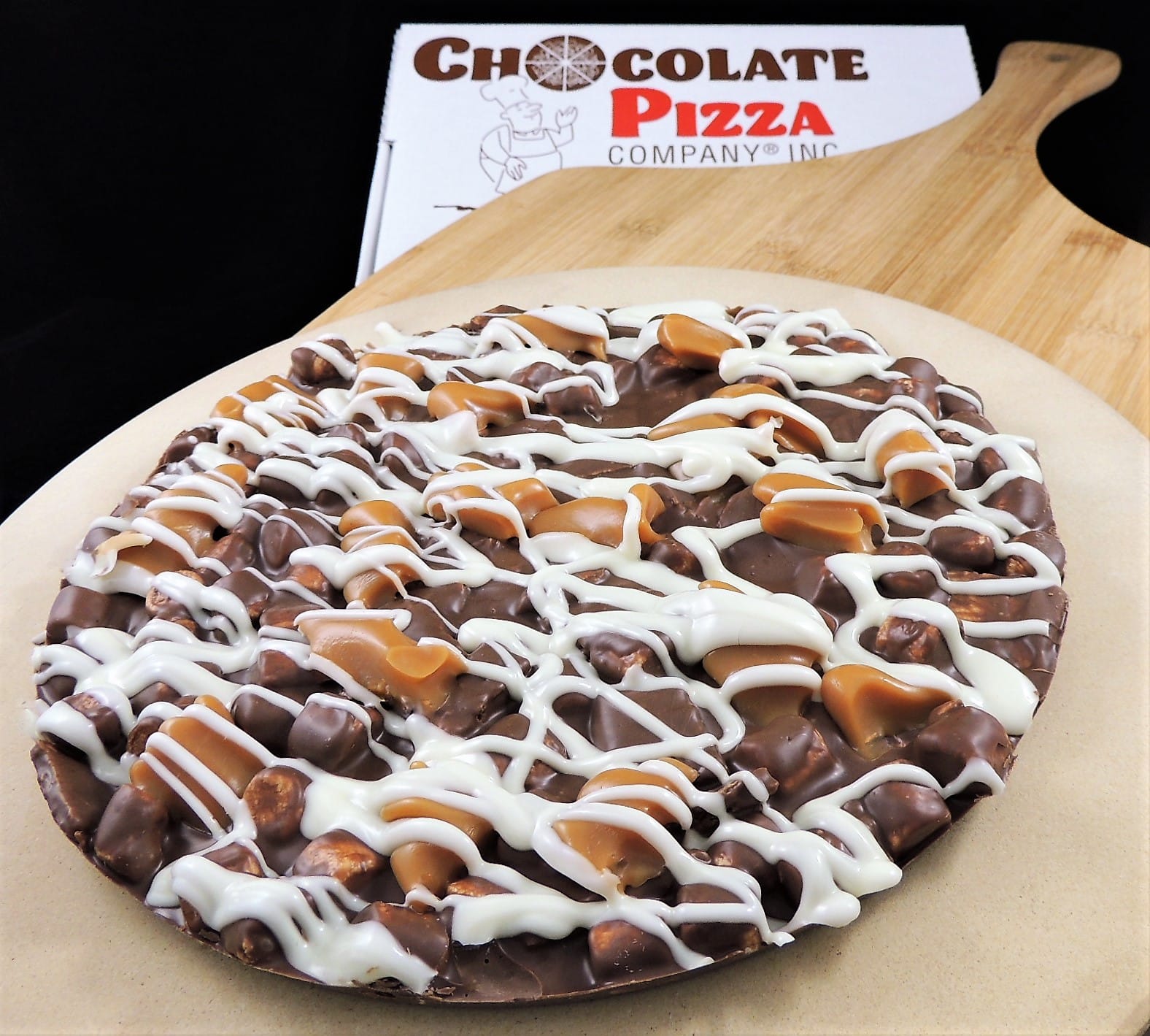 Chocolate S'mores Pizza with Caramel - Chocolate Pizza