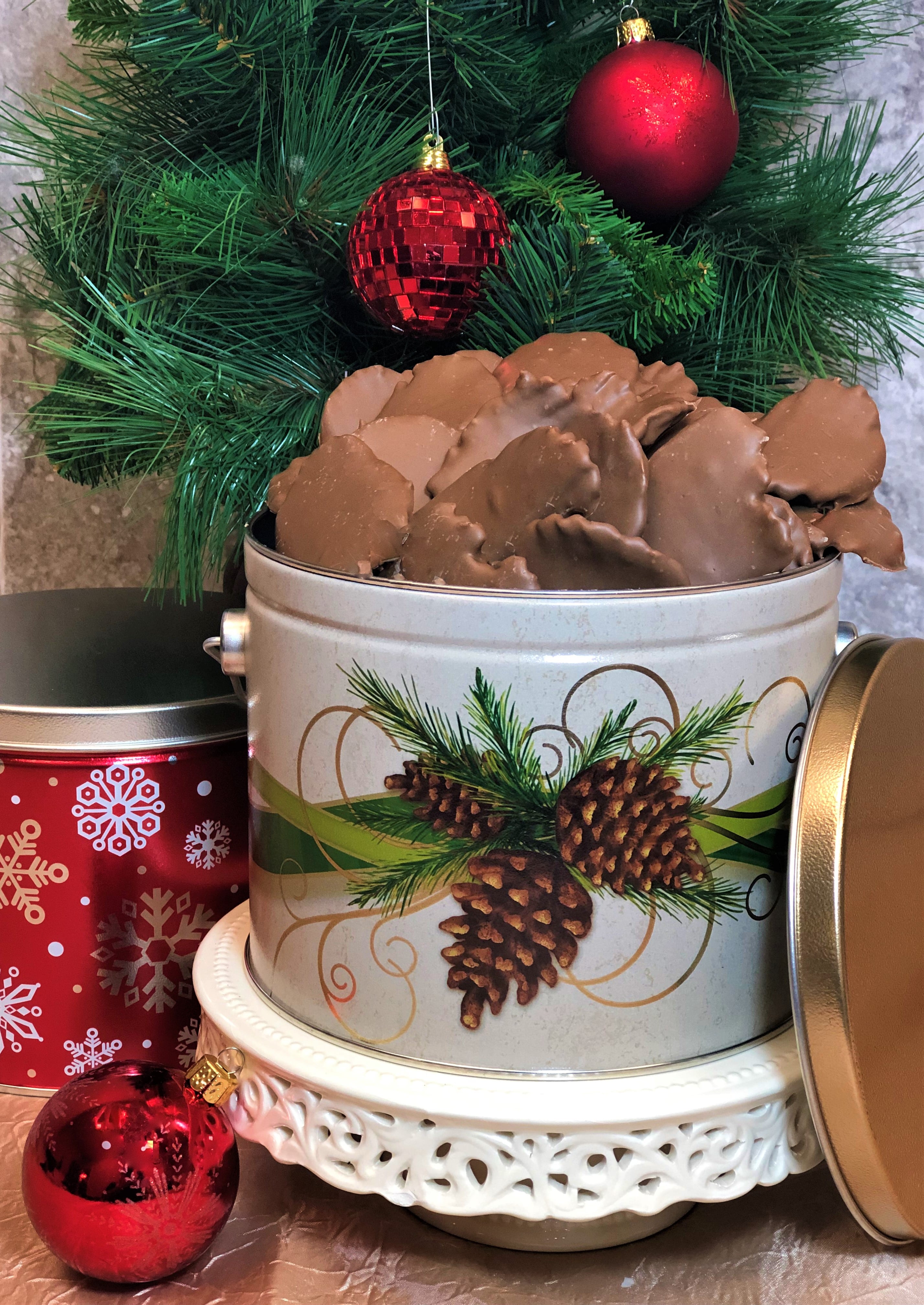 Gourmet Chocolate Gifts & Christmas Tins